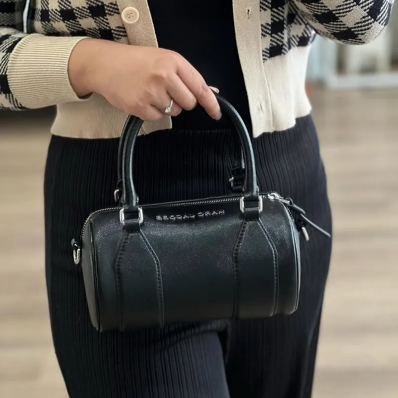 CROSSBODY MARC JACOBS DUFFLE BARREL 196611115193 Negro - TRENDSTORE CHILE